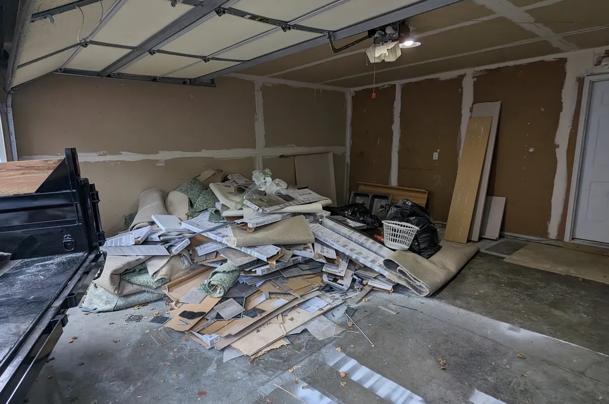 Residential Junk Removal in Anoka County | Esule Services